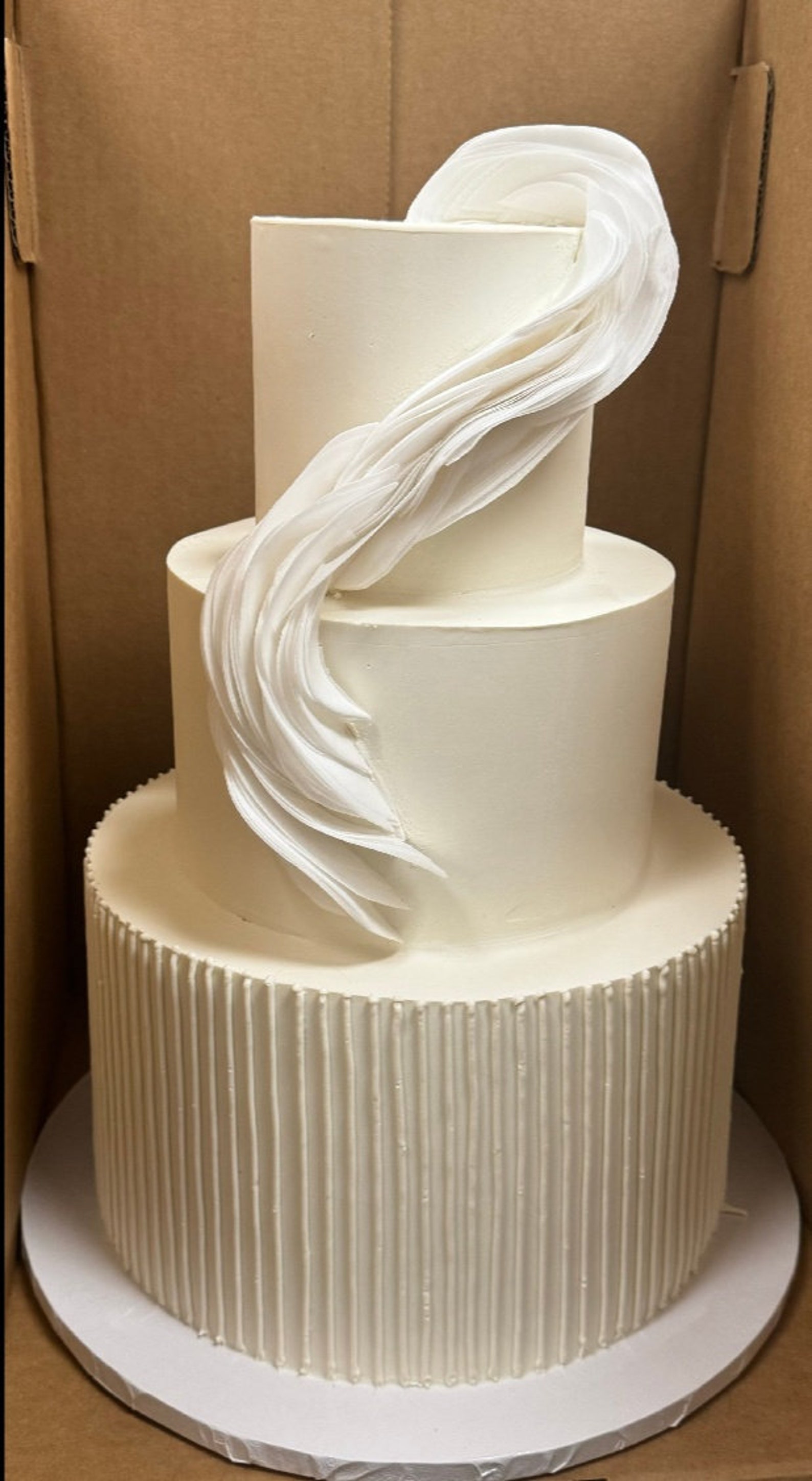 Modern Wafer Paper Decoration Waterfall Cascade Fashion Wedding Cake ...