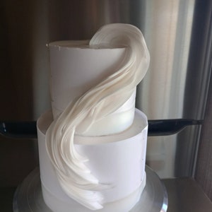 Modern Wafer Paper Decoration Waterfall Cascade Fashion Wedding Cake ...