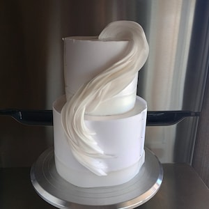 Modern Wafer Paper Decoration Waterfall Cascade Fashion Wedding Cake ...