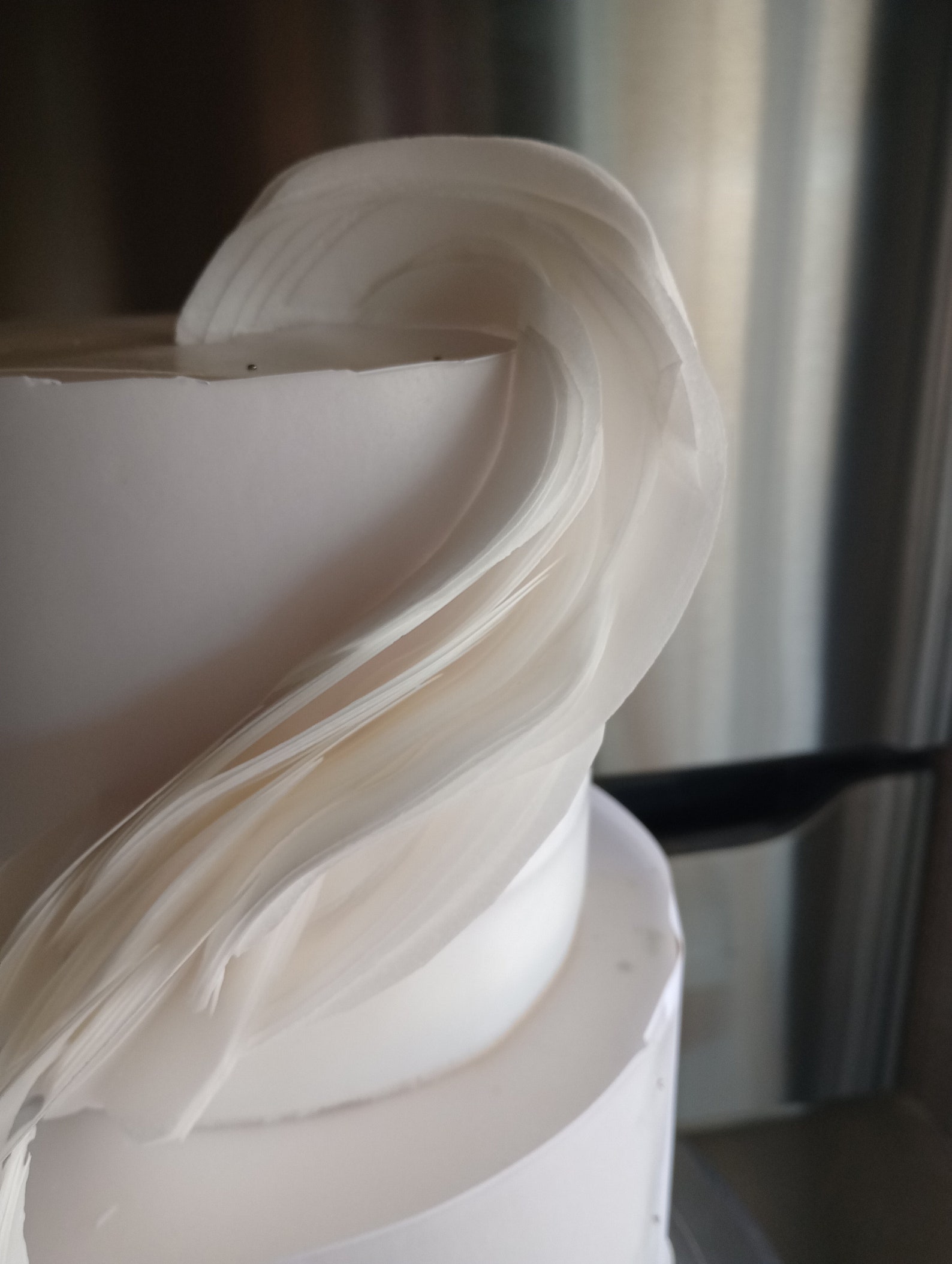 Modern Wafer Paper Decoration Waterfall Cascade Fashion Wedding Cake ...