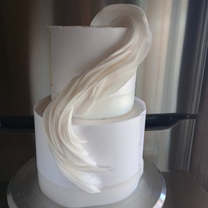 Modern Wafer Paper Decoration Waterfall Cascade Fashion Wedding Cake ...