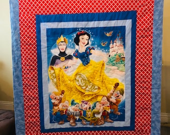 Snow White Quilt - Etsy