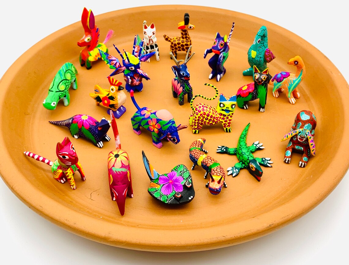 20 Mini Alebrijes Set of 20 Assorted Alebrijes Wood Carved - Etsy