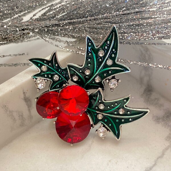 Holly Berry Brooch - Etsy