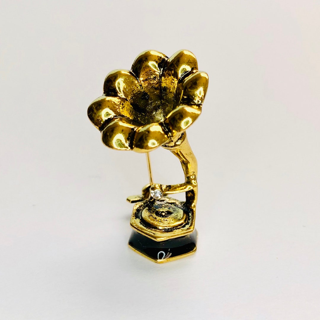 Gold-tone Vintage Phonograph Gramophone Turntable Record Player Brooch ...