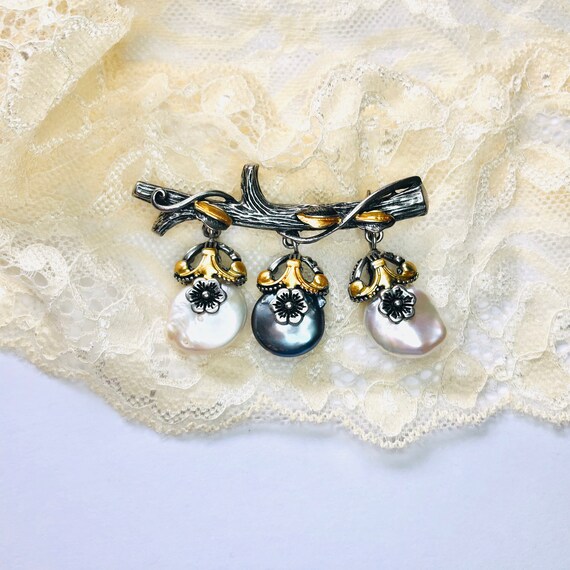 Unique Tree Branch with 3 Irregular Natural Pearl and… - Gem