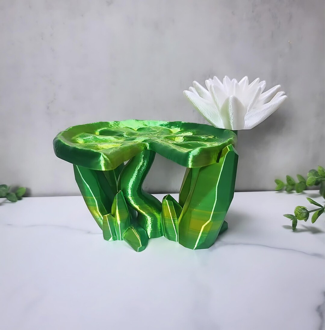 Lily Pad Stand in Silk PLA, 3d Print, Crystal Lily Pad, 3d Printed, 3d ...
