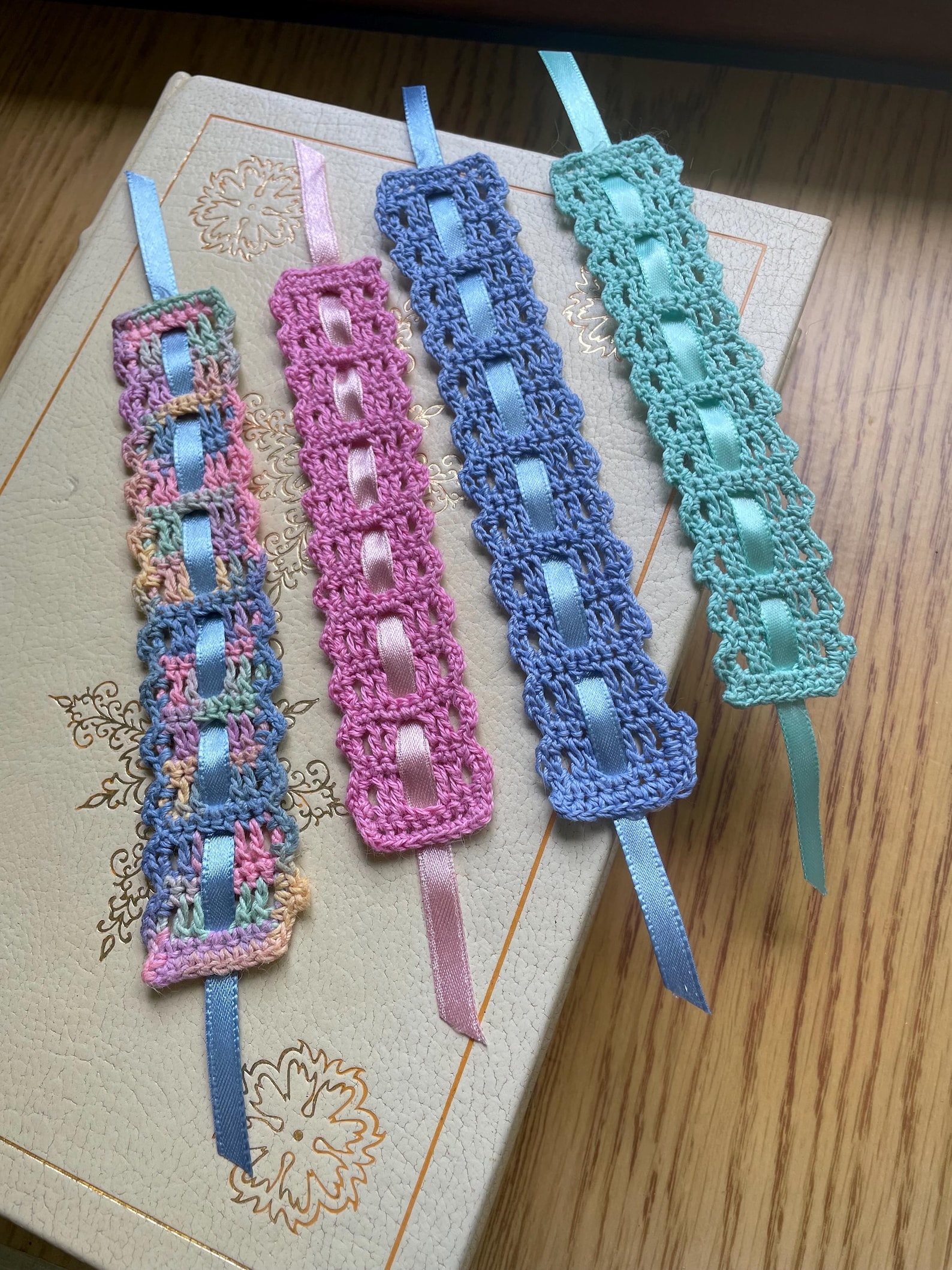 Lacy Bookmark Set - Etsy