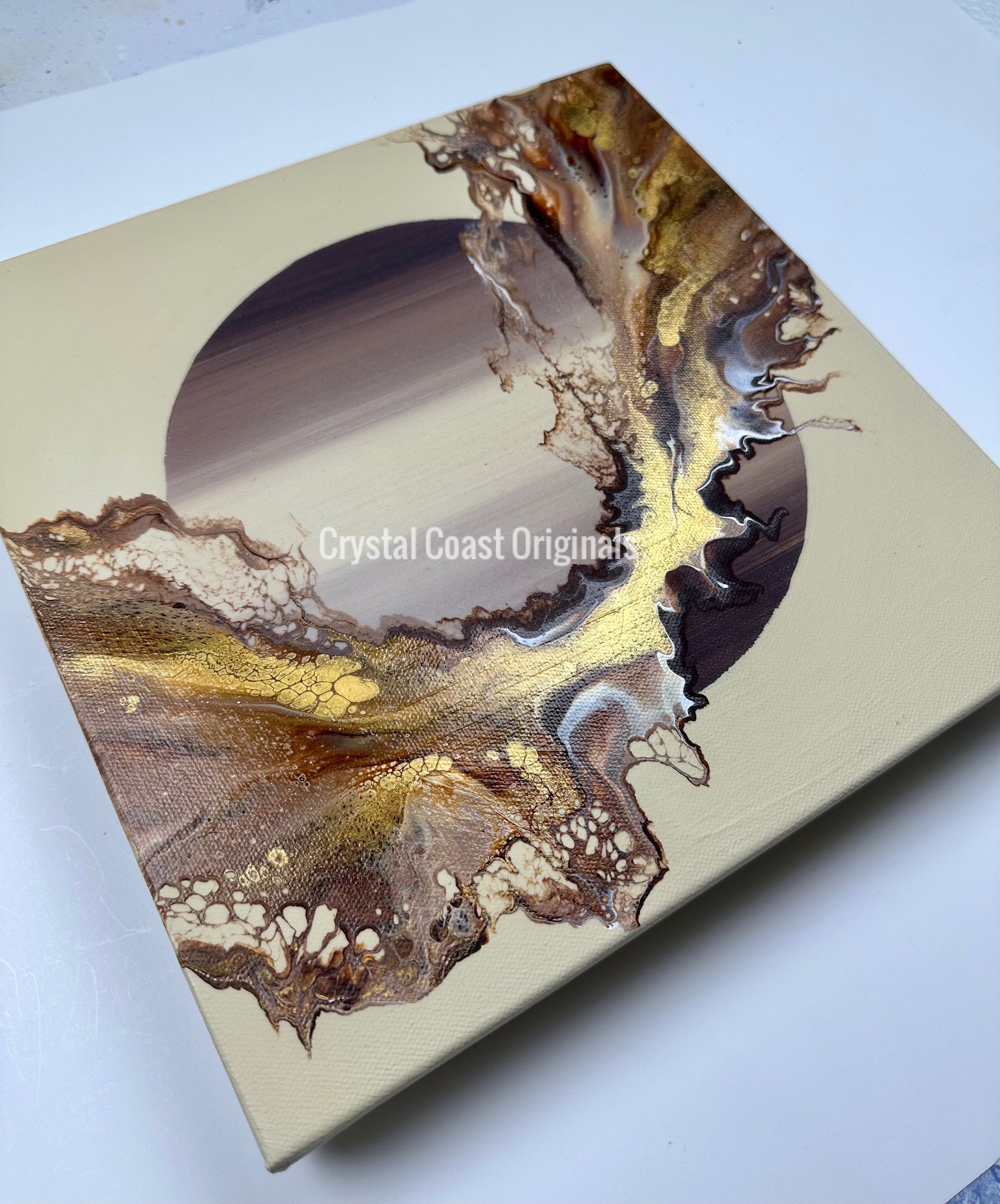 Beautiful Shades of Brown, Gold and Beige on Gradient Background ...