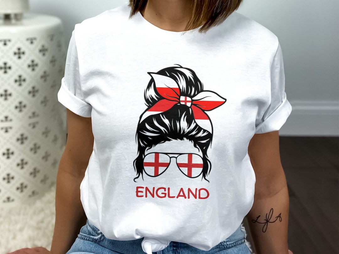 Messy Bun Bandana Girl England Unisex T-shirt, England Pride T-shirt ...