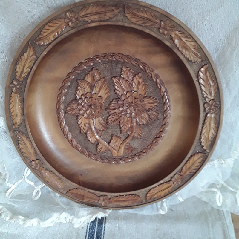 Wood Carved Plate - Etsy