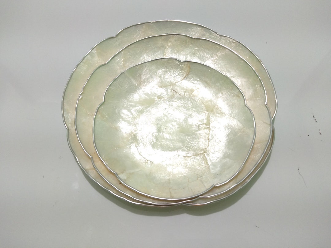 Circle-shaped Flat Capiz Shell Trays Set of 3 Made in - Etsy