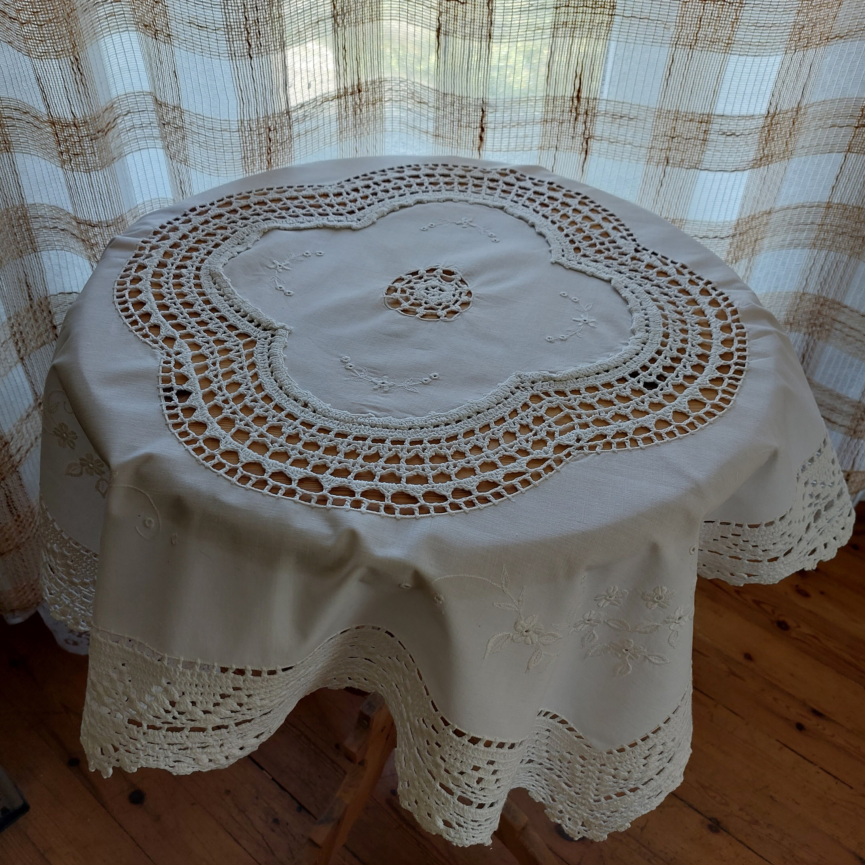 Rustic Square Classic White Cotton Tablecloth , Scandinavian Vintage ...