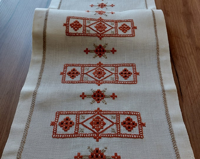 Hardanger Embroidered Vintage Norway Linen Table Topper, Vintage ...