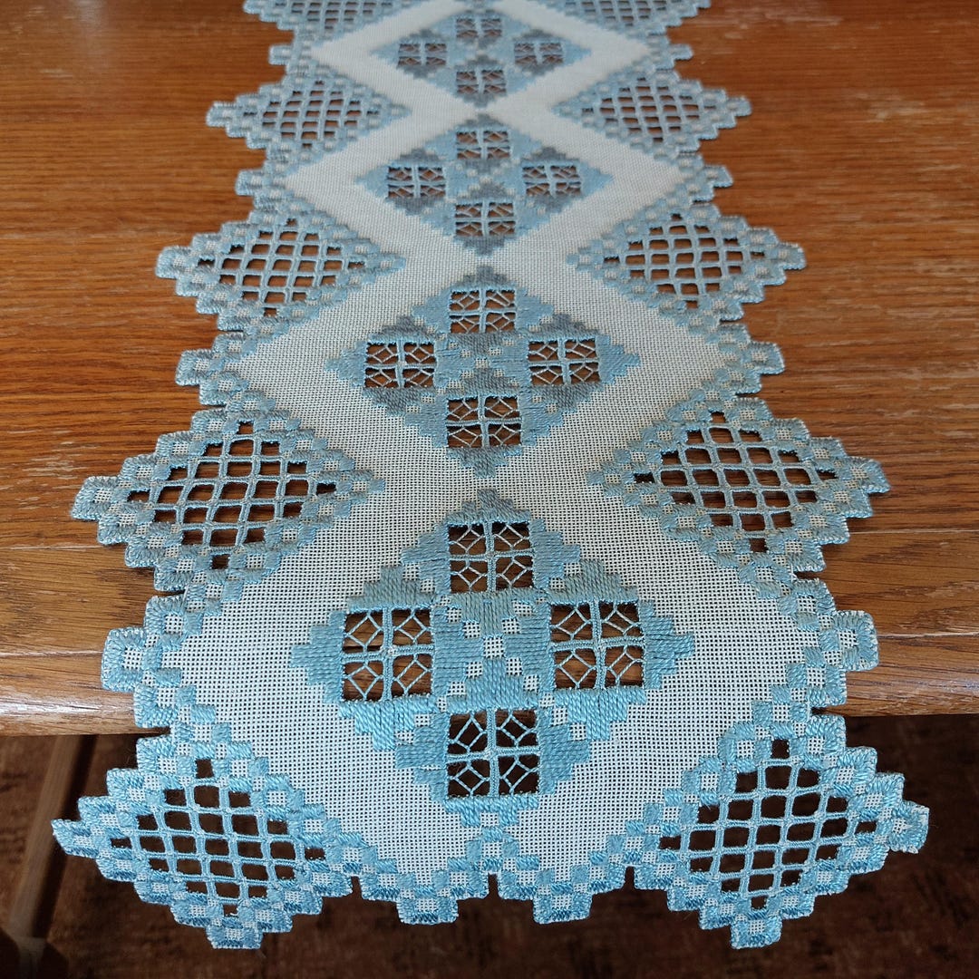 Scandinavian Vintage Hardanger Table Mat Hardanger Table Mat Light