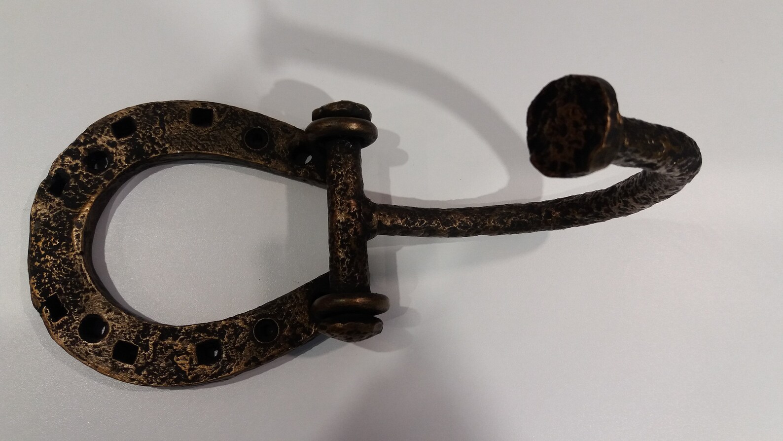 Rustic Horseshoe Door Knocker With Antique Sound Forged Door Knocker ...