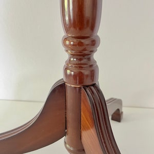 The Bombay Company Mahogany Oval Folding End Table - Etsy