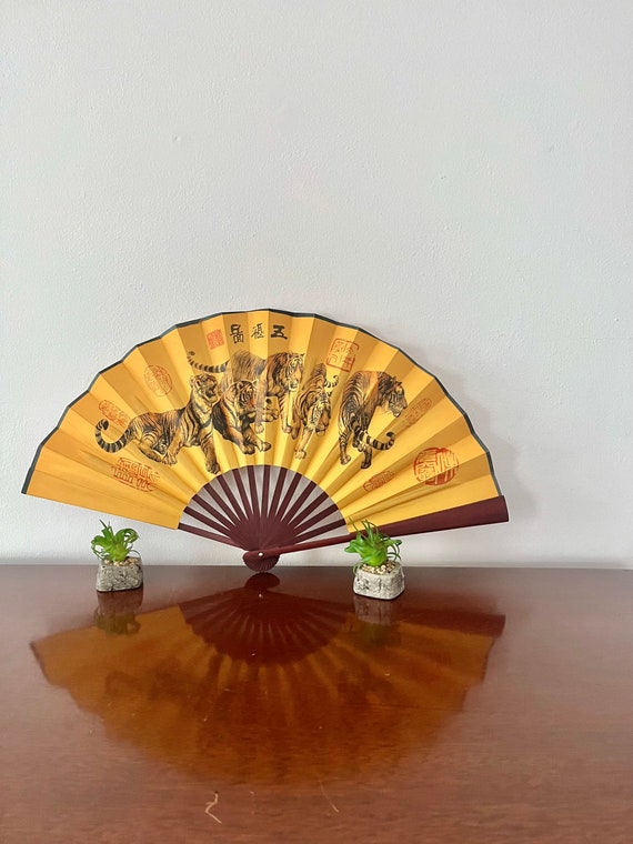 Vintage asian folding fan - Gem