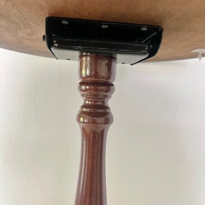 The Bombay Company Mahogany Oval Folding End Table - Etsy