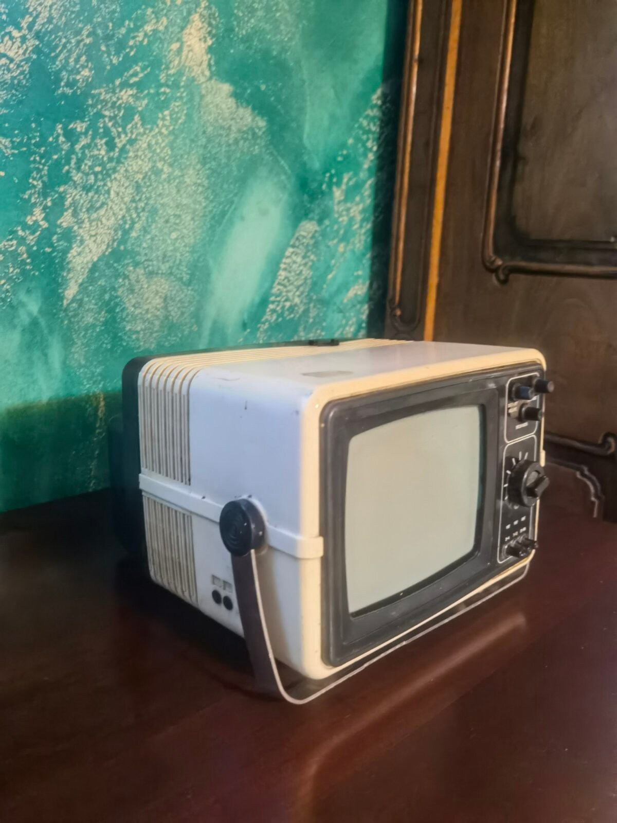Euromatic 405 Vintage Portable Mini Television Black and - Etsy