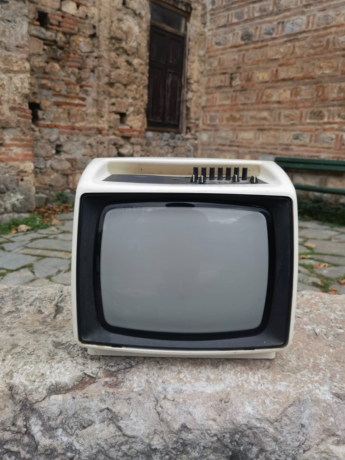 Iskra Minirama Pika Space Age TV, 1970's Portable Mini Bubble TV - Etsy