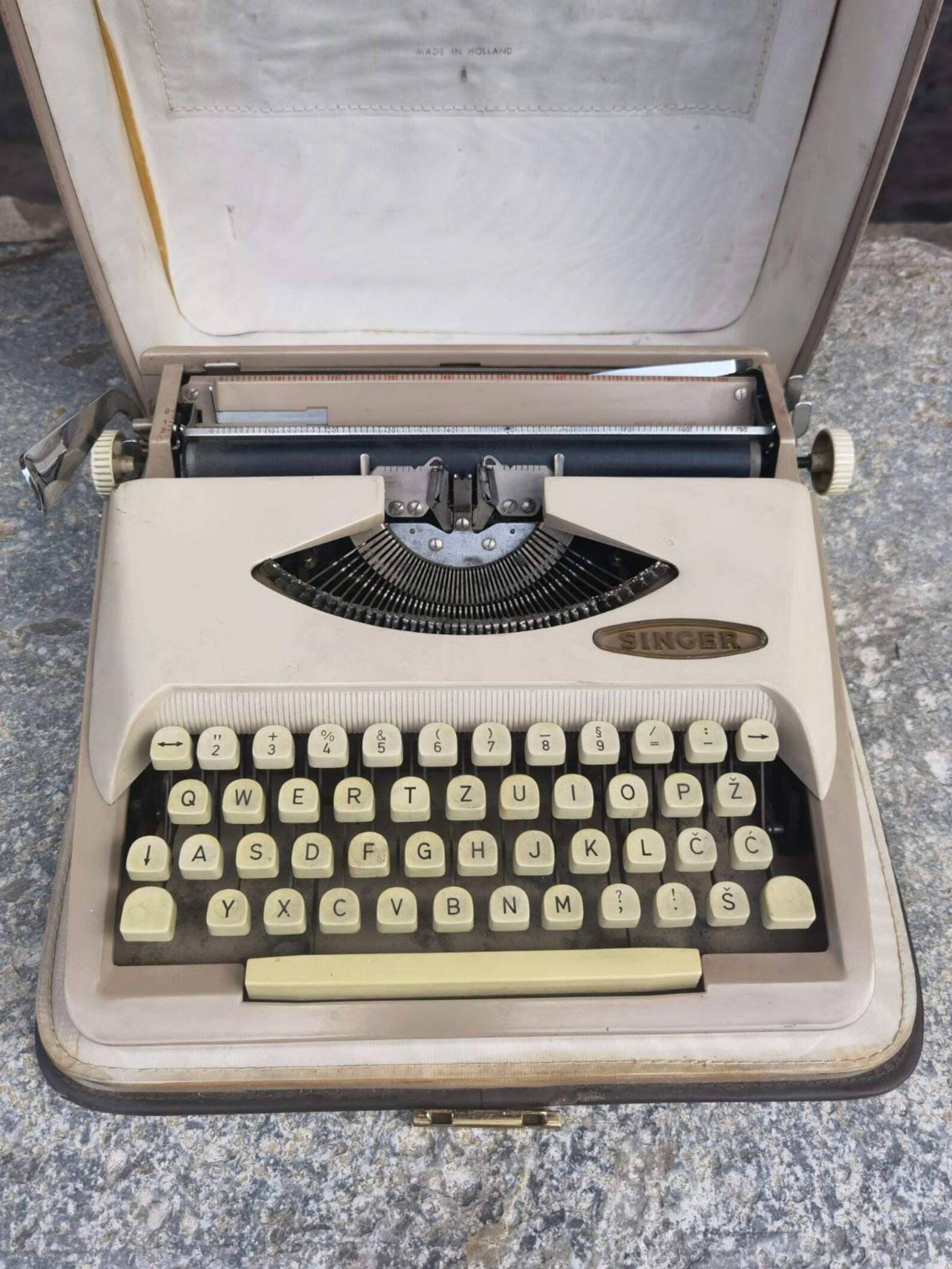 Singer Vintage Typewriter 1960's Manual Typewriter Made - Etsy