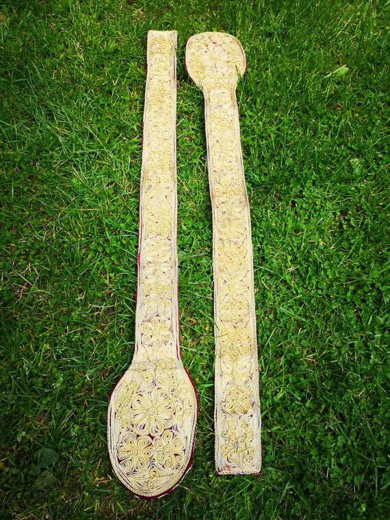 Two hand embroidered gold thread belts, handmade full… - Gem