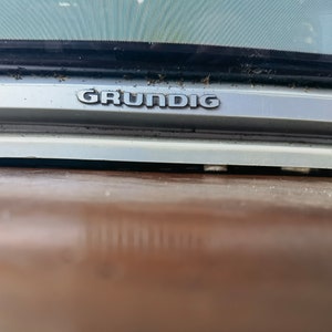 Grundig C 3304 Color Television, Vintage CRT 1980's Color 16.5'' Screen ...