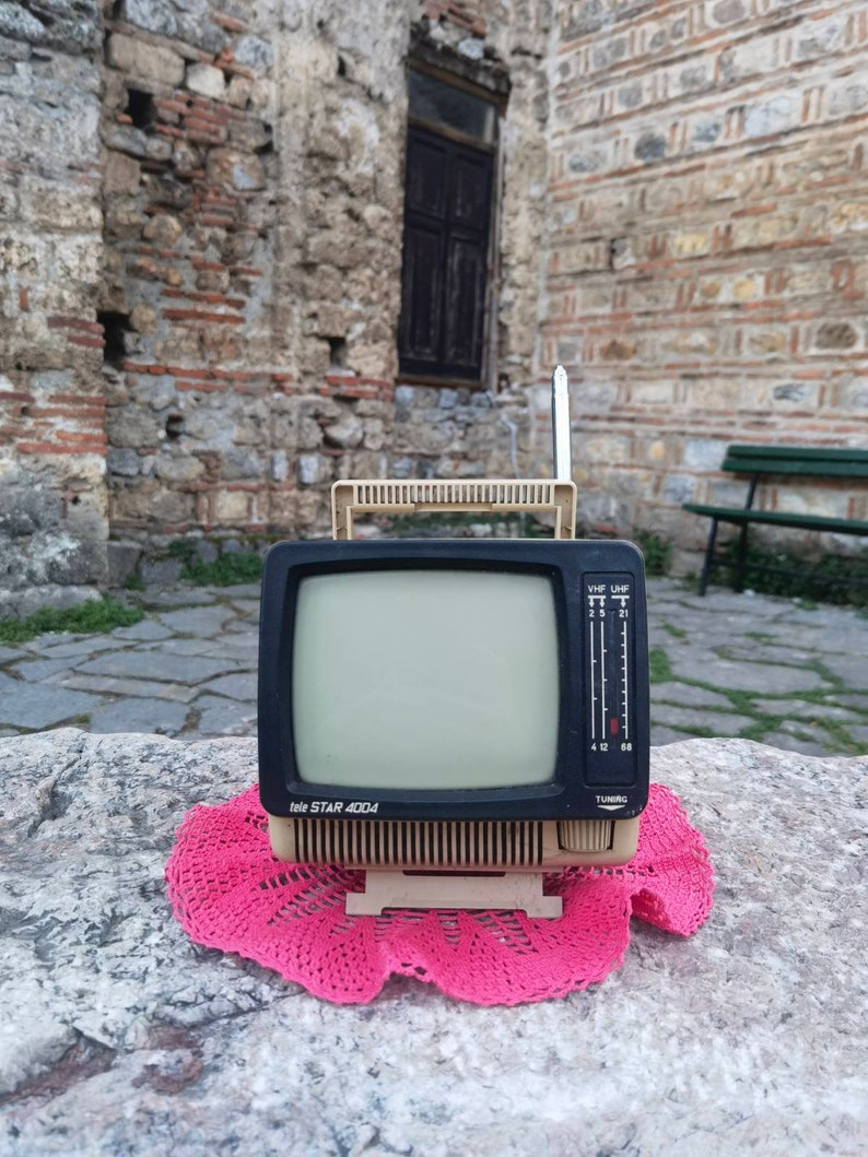Ministar Portable Vintage TV, Mini CRT Portable Television, 1970's ...
