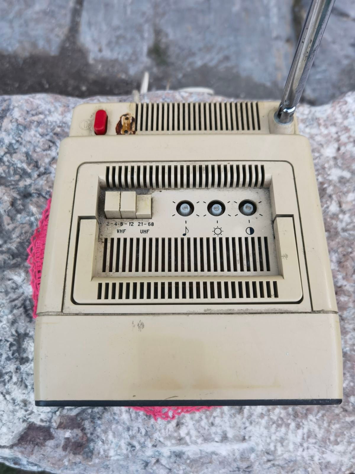 Ministar Portable Vintage TV, Mini CRT Portable Television, 1970's ...