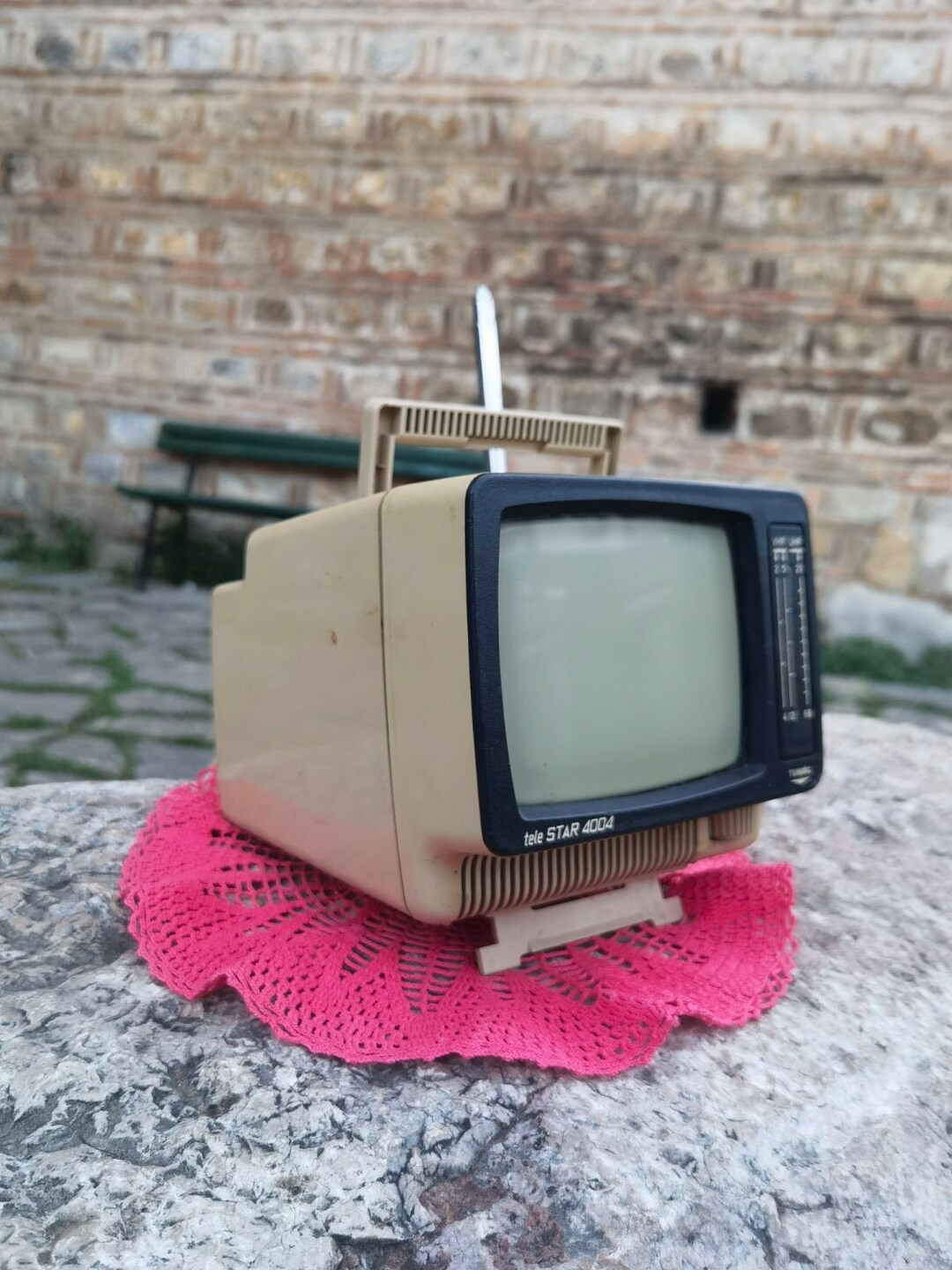 Ministar Portable Vintage TV, Mini CRT Portable Television, 1970's ...