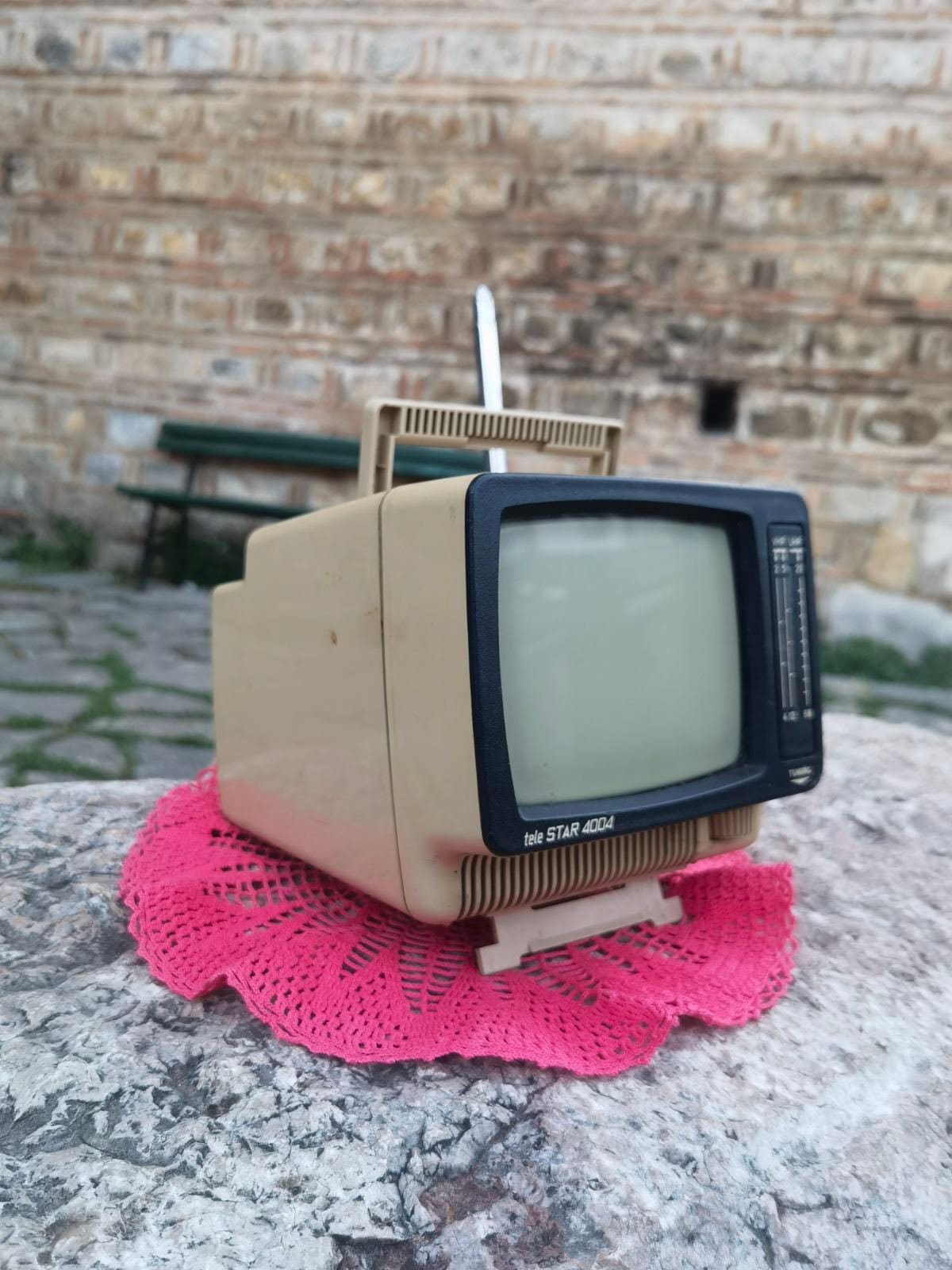 Ministar Portable Vintage TV, Mini CRT Portable Television, 1970's ...