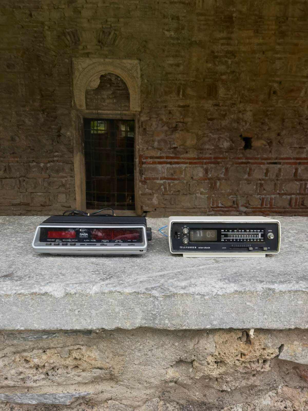 Set of Two Vintage Radio Alarm Clocks Saba Ultra Clock and - Etsy
