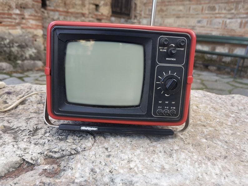 Euromatic 405 Red TV, Vintage CRT Monitor Television, Vintage 1970's ...