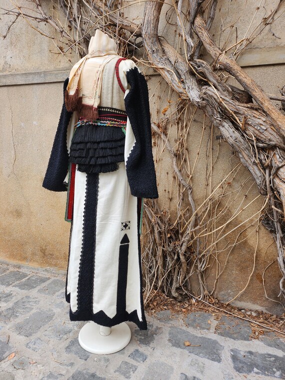 Rare XIX century woman's folklore costume from Skopsk… - Gem