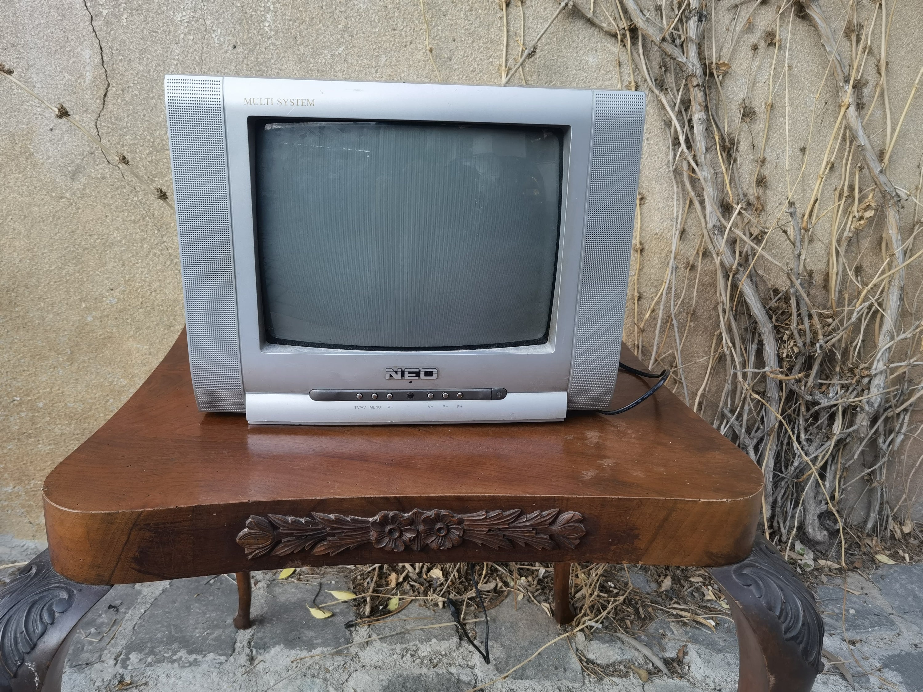 NEO Color Crt Television, Vintage Working Gaming TV, 1990's CRT ...