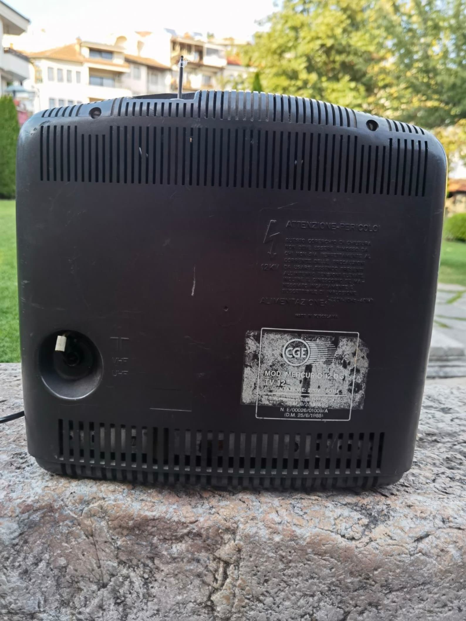 Vintage Late 1970's EI Tv 3140, Black and White Screen Television ...