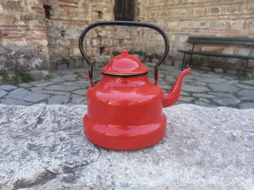 Large Red Metal Teapot, Vintage 1960's Yugoslavia Teapot 3 Litres ...