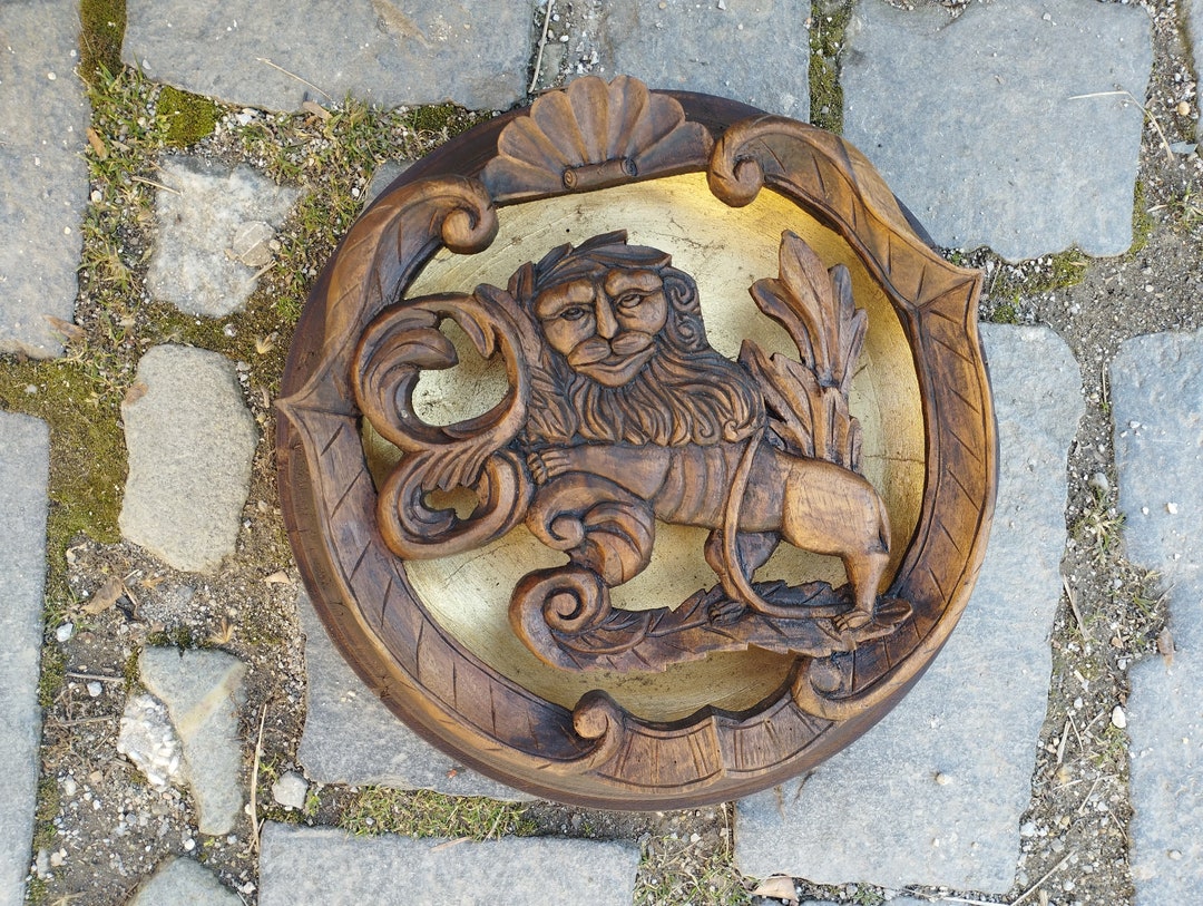 Hand Carved 1930's Wooden Lion Plate, Carved Antique Wall Decor Lion ...
