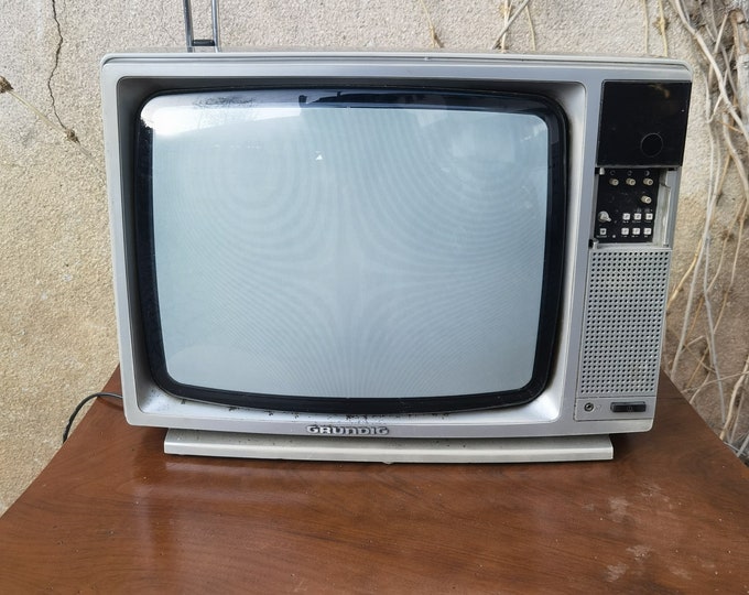 NEO Color Crt Television, Vintage Working Gaming TV, 1990's CRT ...