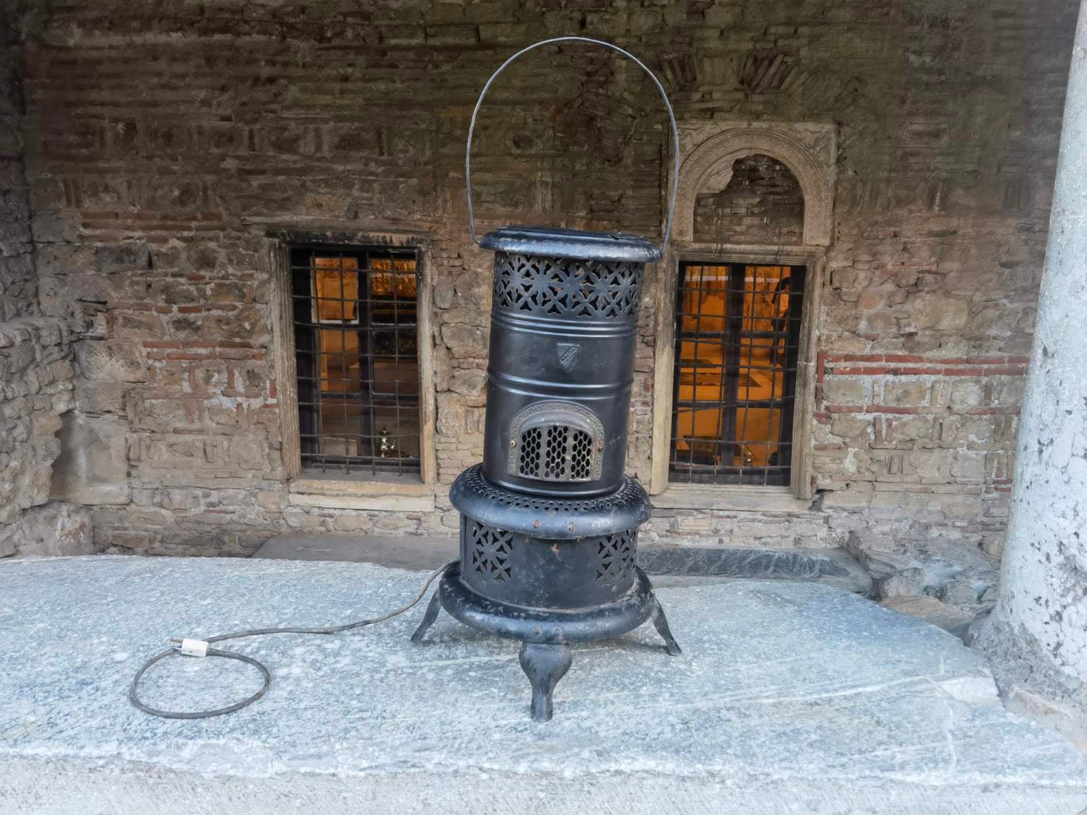 Valor 525 R Paraffin Heater, 1930's Heater Modified to Lamp - Etsy