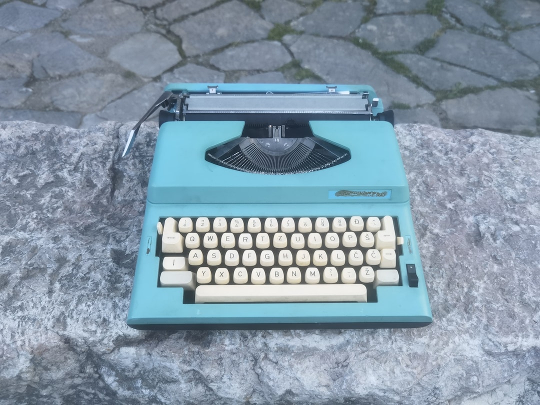 Hebros 300 Automatic Typewriter, English Alphabet, Portable Automatic ...