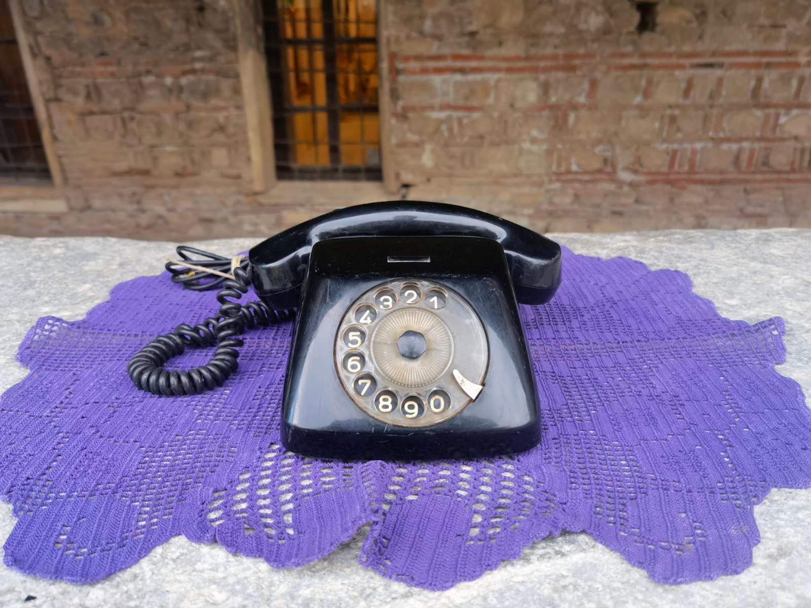 EI Nis Vintage Rotary Bakelite Phone, 1950's Black Bakelite Office Desk ...