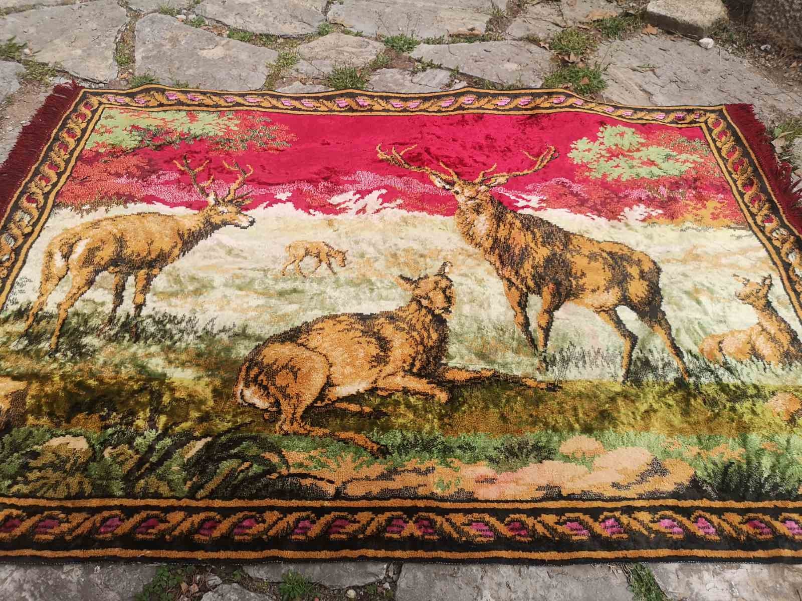 Vintage Velvet Tapestry Animal Print Tapestry Deer Tapestry - Etsy