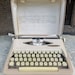 Singer Vintage Typewriter, 1960's Manual Typewriter Made in Holland - Etsy