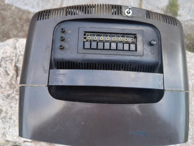 Vintage Late 1970's EI Tv 3140, Black and White Screen Television ...