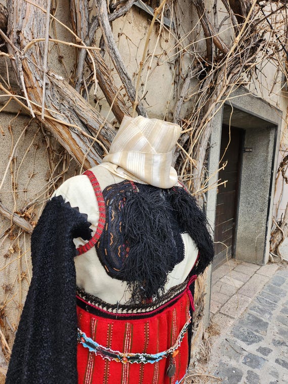 Rare XIX century woman's folklore costume from Skopsk… - Gem