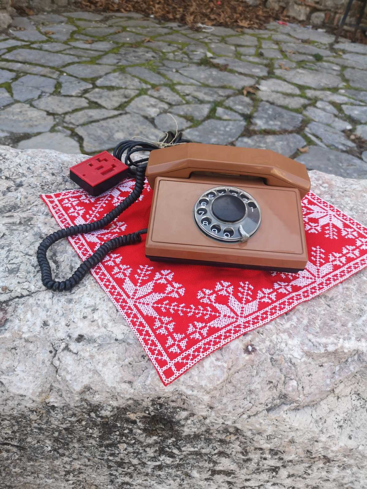 Vintage Rotary Phone, Vintage Brown Desk Phone From the 1990's - Etsy