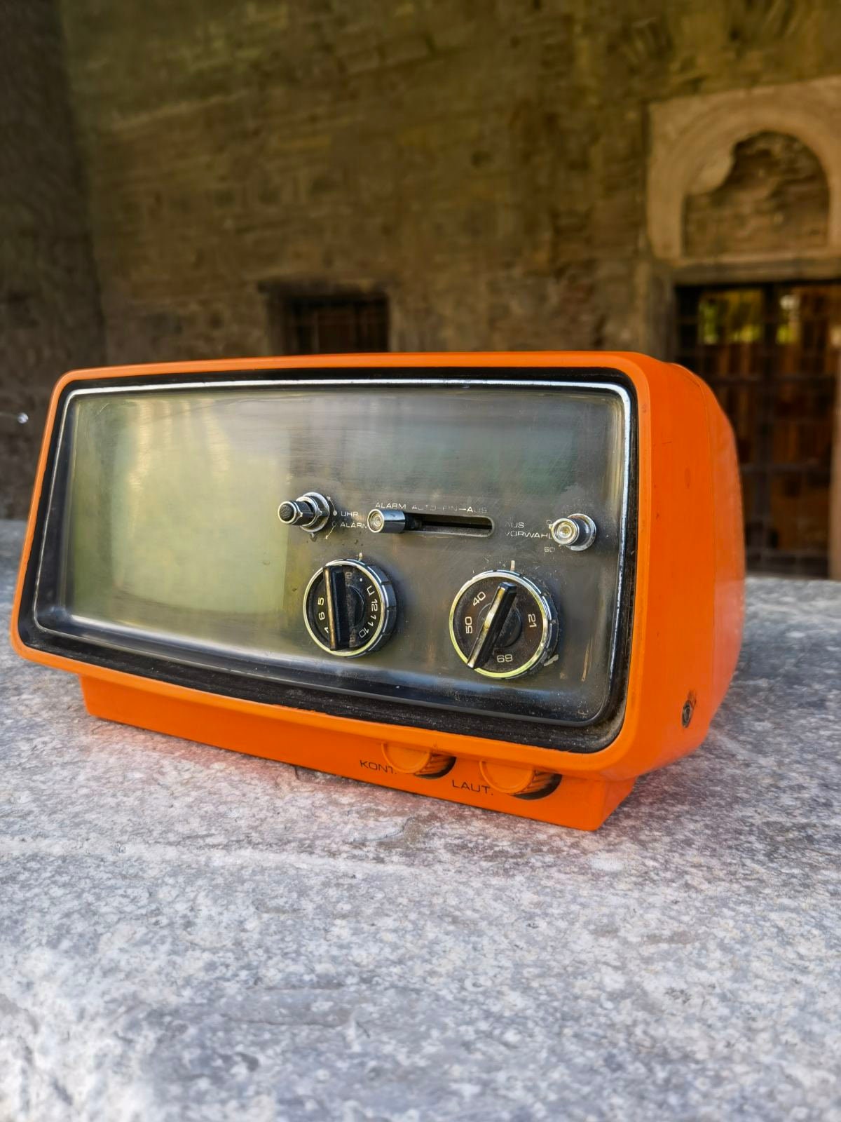Space Age Orange 1970's Portable TV, Vintage Rare Space Age Design CRT ...