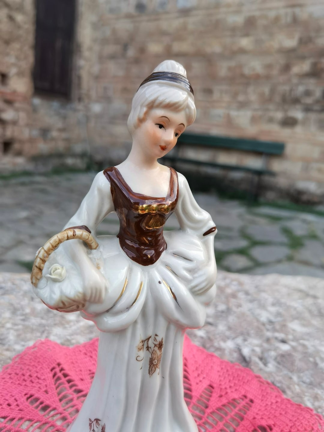 Porcelain Lady Figurine, Vintage 1980's Porcelain Taiwan Figurine - Etsy